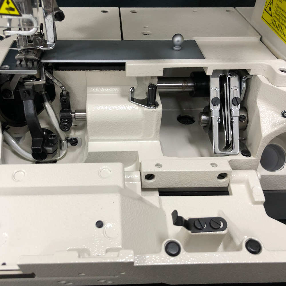 Galoneira Plana Fechada com Motor Direct Drive e Bitola de 6.4mm